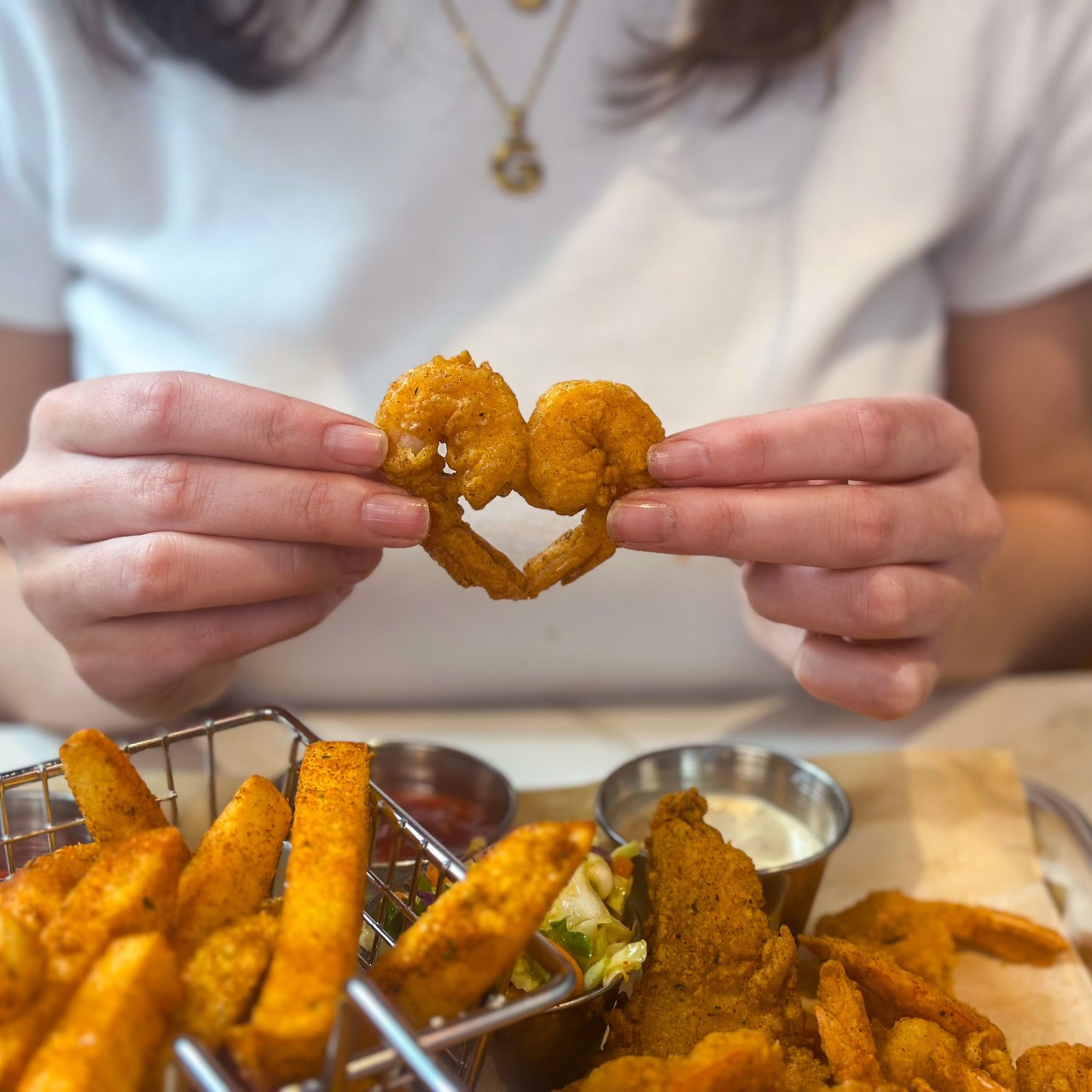 Humdingers Restaurant | Paradigm Marketing & Creative